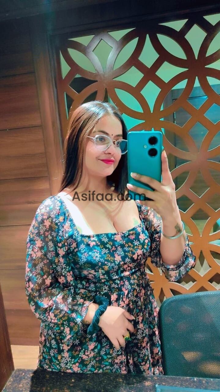 Keerthy Telugu Escort Actress Bangalore - 10% Instant OFF!